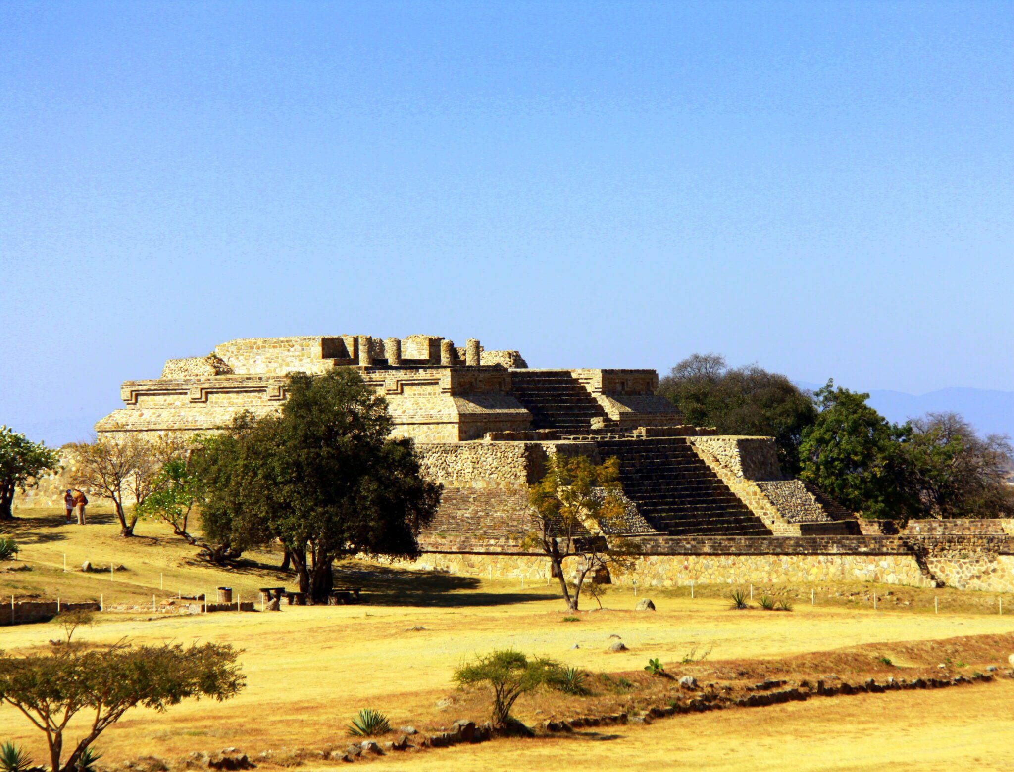 Monte Albán: Orígenes de la Ciudad Zapoteca