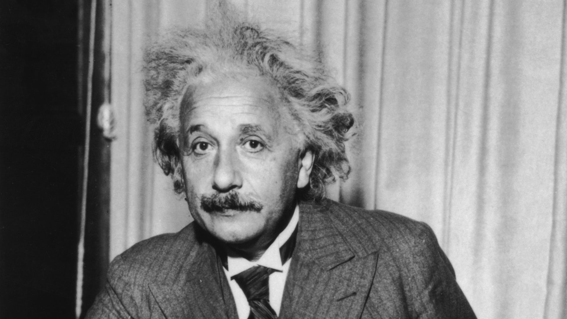 Qué descubrimientos hizo Albert Einstein | Aprende Historia